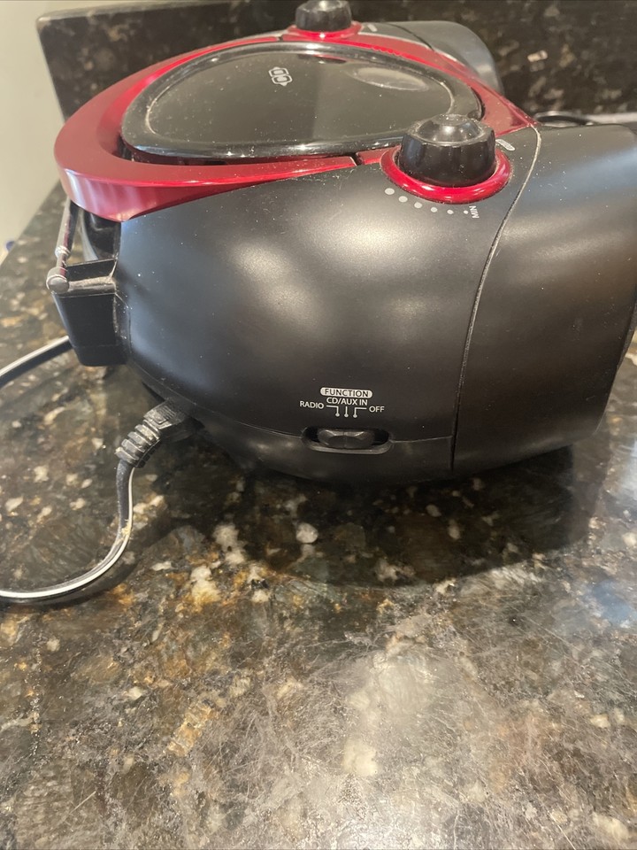 JENSEN CD-490 Portable Stereo CD Player With AM/FM Stereo Radio Boombox ...