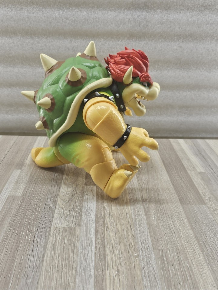 Super Mario Bros. Movie 7 Inch Bowser Action Figure w/Fire Red Light In ...