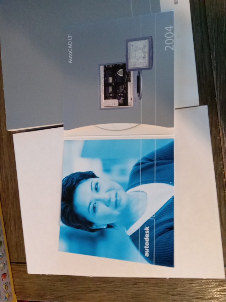 Autodesk AutoCAD LT 2004 Professional Software 1 CD, User's Guide | eBay