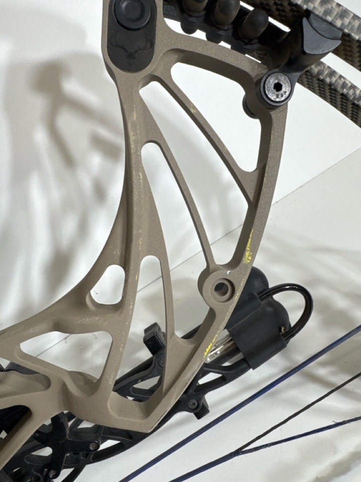 HOYT ARCHERY PRO DEFIANT (P17019793) | eBay