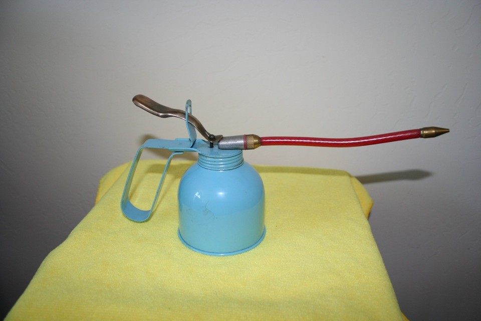 VINTAGE OIL CAN OILER ( FORD THEME ) | eBay