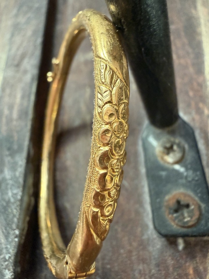 European Solid 18k Gold Antique Bangle With Engraved Detailing! | eBay