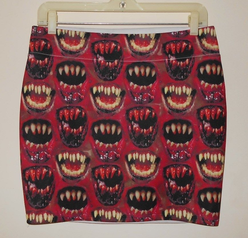 Vintage Print Scary Bloody Lips Teeth Monster Fashion… - Gem