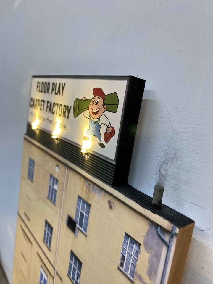 HO Scale CARPET FACTORY - Building Flat/ front w/LED - scratch built 1: ...