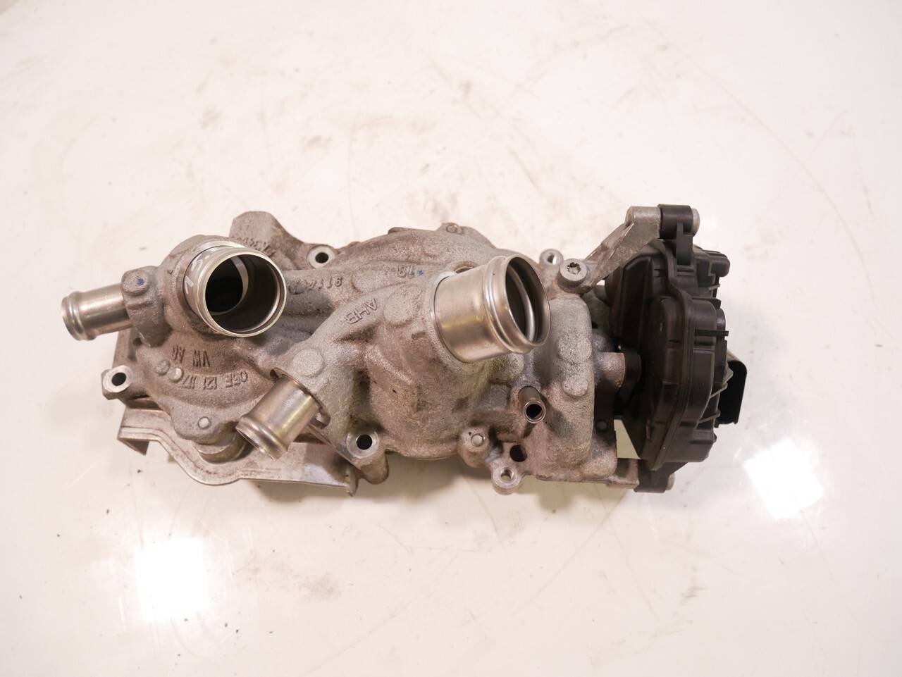 Pompe à eau für Audi 1,5 TFSI DADA 05E121042 | eBay