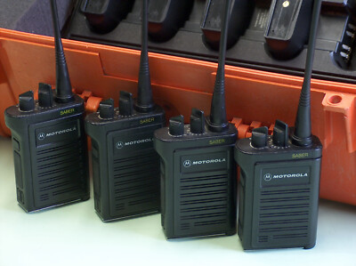 4 Motorola Saber UHF Radio Public Safety Transceivers w/Batteries ...