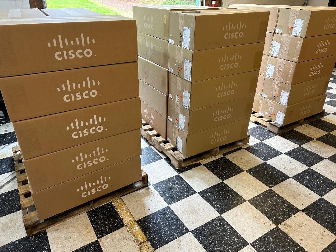 Cisco New, Open Box CS-KIT-K9 Conference Kit Webex Room Kit SMARTNet ...