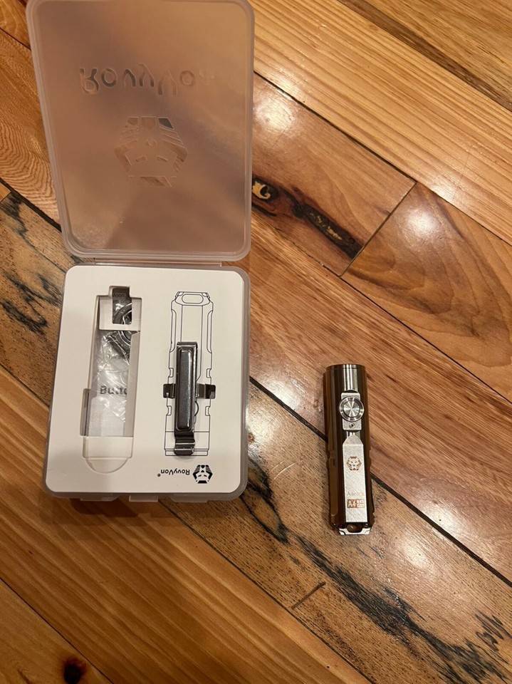 RovyVon A4 Pro Titanium Keychain Flashlight, 650 Lumens. used | eBay