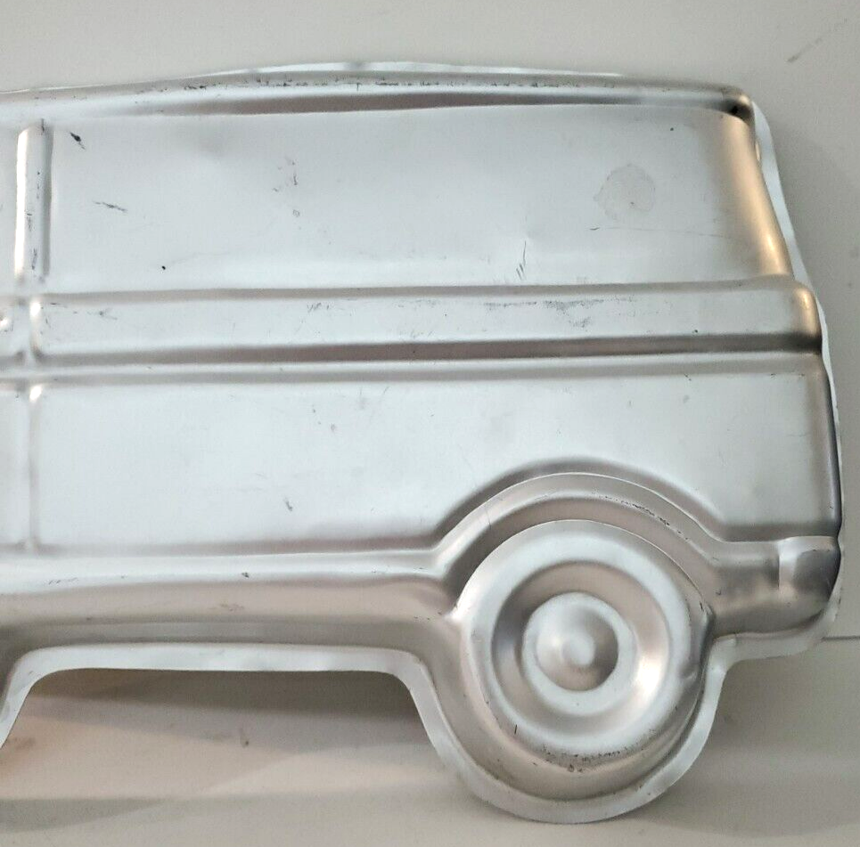 Vintage 1978 Wilton Party Van Cake Pan 502-7652 Scooby Doo School Bus ...