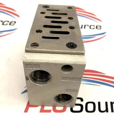 SMC AXT502-1A-A03 MANIFOLD BLOCK VALVE | eBay