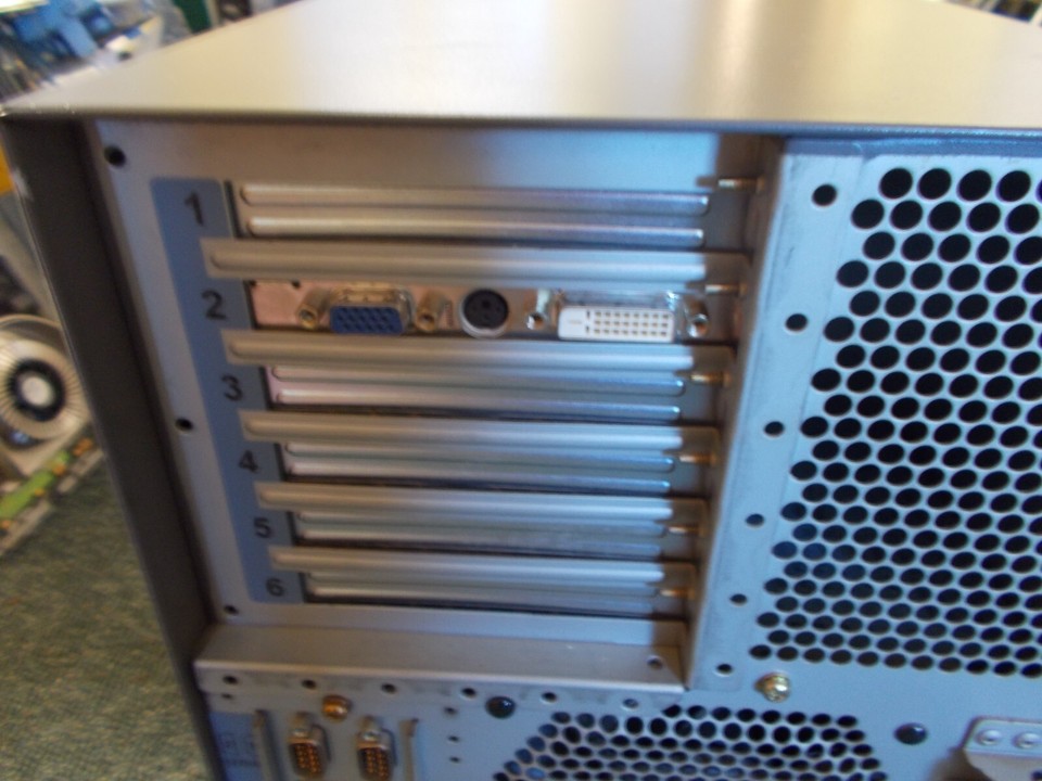 HP A6057B C3700 Workstation, 2gb mem, 73gb disk, FX5 graphics, cd-rom ...