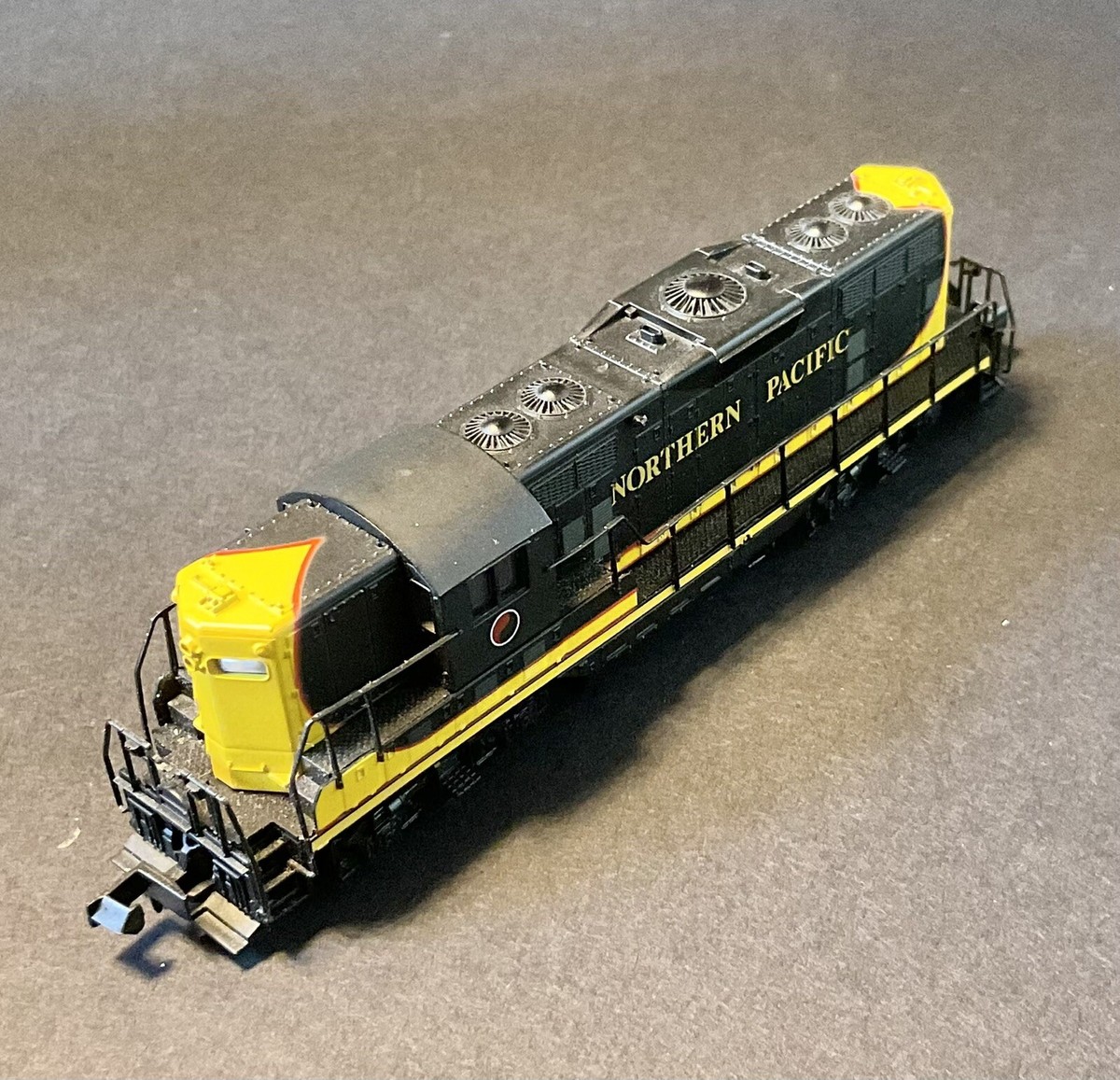 Northern Pacific Ff7 G Scale
