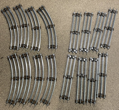 Lionel Straight & CURVED O GAUGE TRAIN TRACK LAYOUT LOT 16 CIRCLE ...