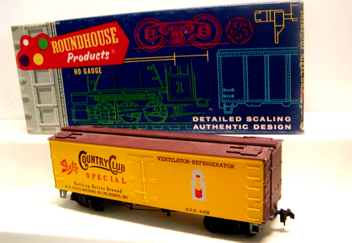 HO Scale Roundhouse Trains 36' Reefer Box Car, Goetz Country Club Beer ...
