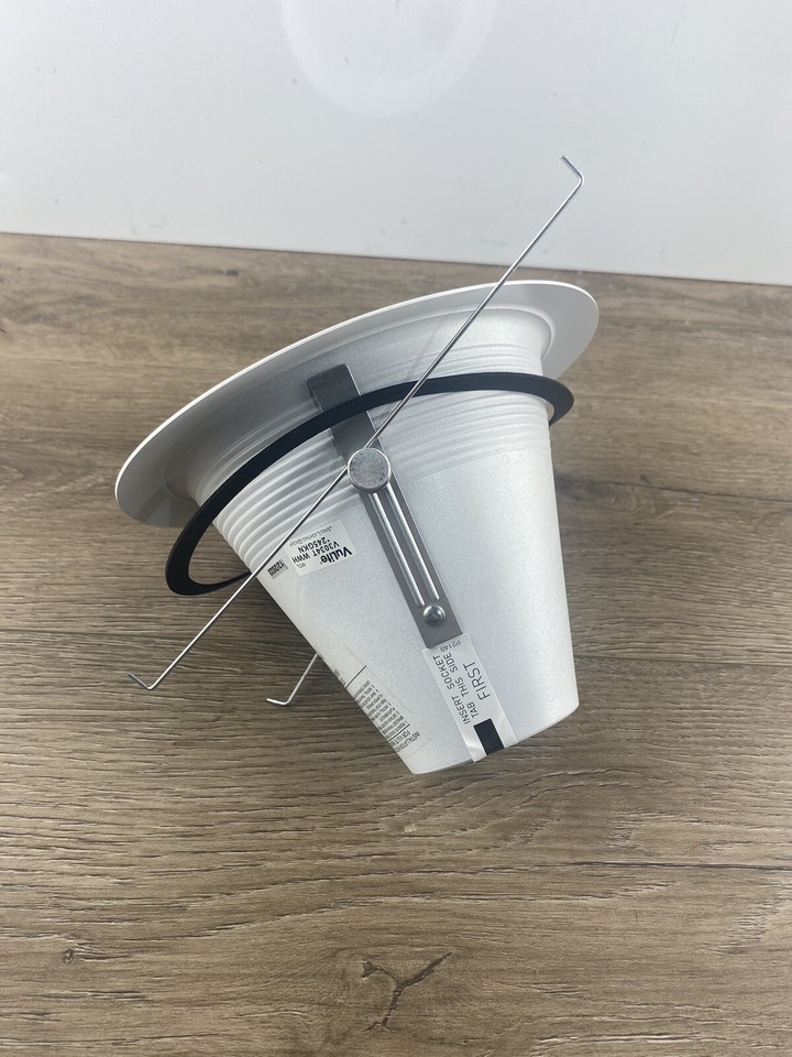 12 Juno Vulite V3034T-WWH 6" Full White Baffle Trim w/ Torsion Springs ...