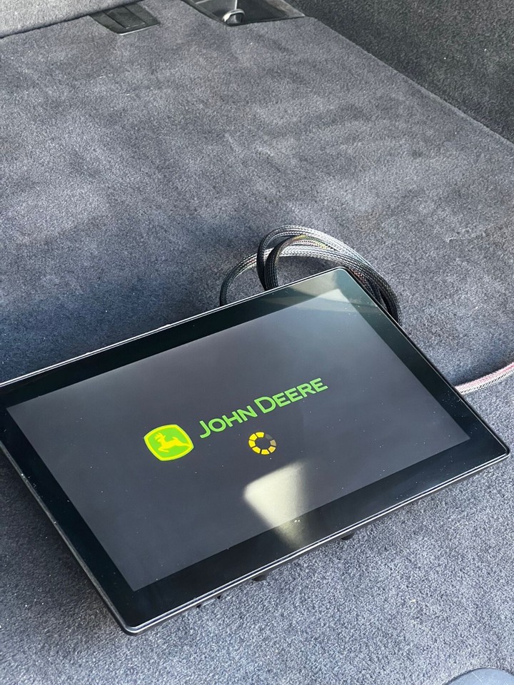 John Deere G5 Plus Universal Display with Basics, AutoTrac & Section ...