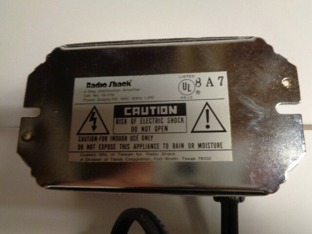 RADIO SHACK 4 WAY DISTRIBUTION AMPLIFIER | eBay