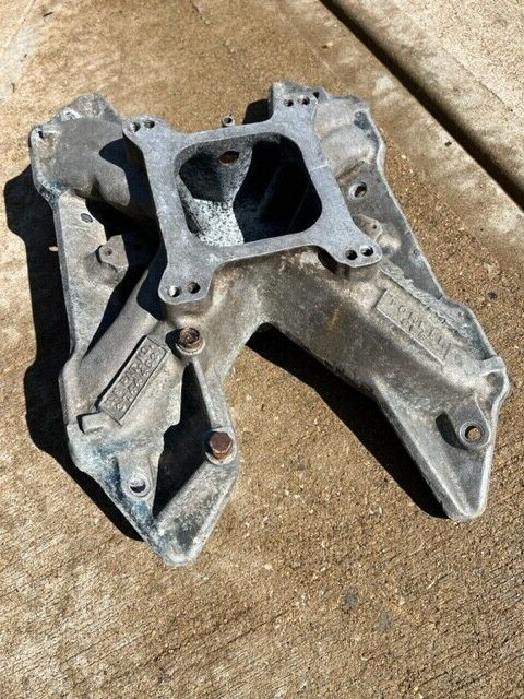 Edelbrock 383 torker intake 3010 Mopar Dodge Plymouth drag racing DART ...