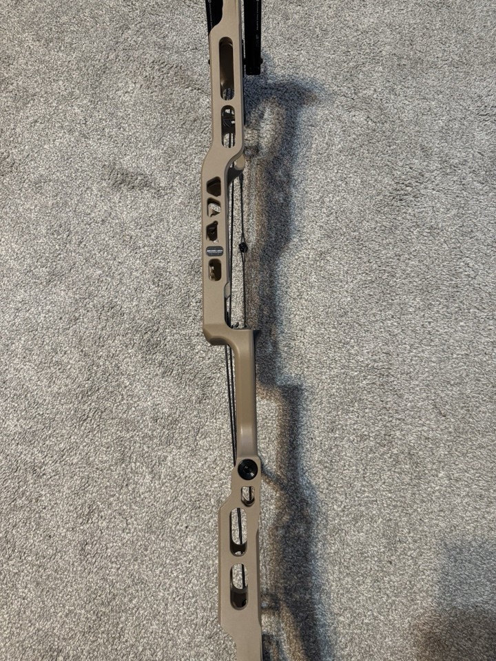 Mathews Lift 33 RH Earth Riser Black Limbs *Pick Your Mods* | eBay