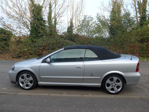 2002 Vauxhall Astra 1.8 16V 2d 125 BHP Convertible Petrol Manual Low ...