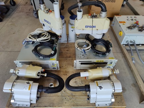 **Seiko Epson Lot*** Four robots, Two RC420-UL Robot Controllers ...