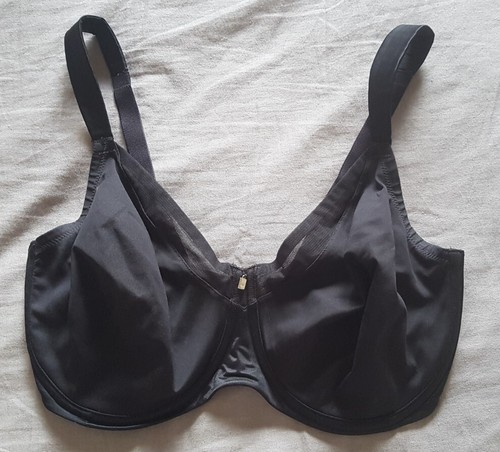 Womens/teen girls Black Bra ... Triumph ... Size 14G | eBay Australia