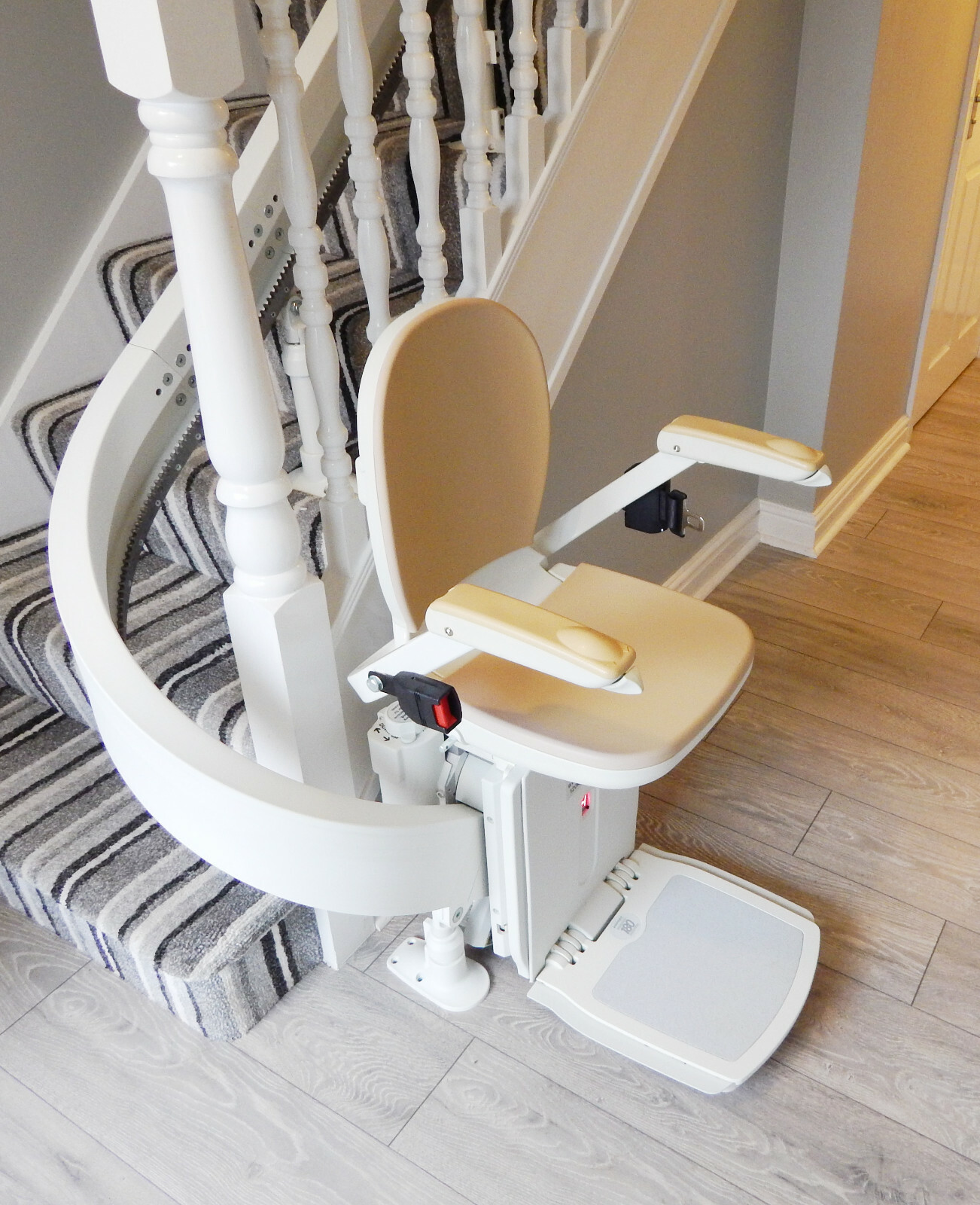 ACORN 180 STAIRLIFT | PRICE INCLUSIVE | REFURBISHED USED CURVED ...