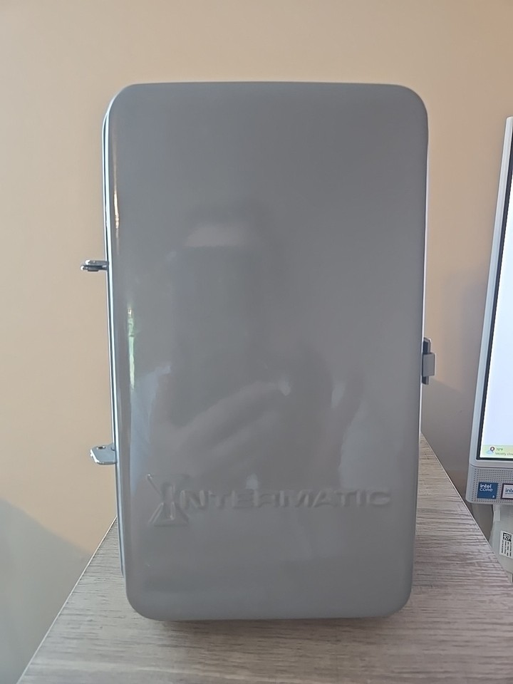 Intermatic R8806P101D82 Indoor/Outdoor Irrigation/Sprinkler Timer 110 ...