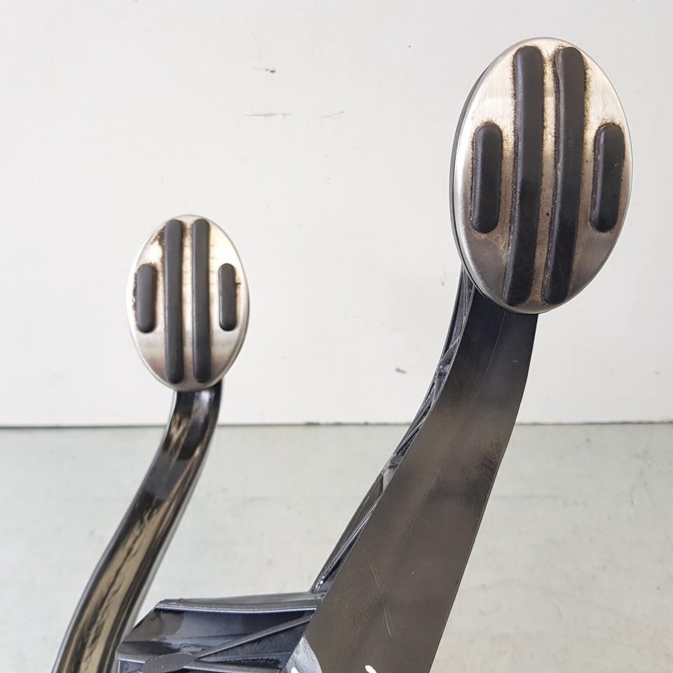 MINI COOPER F55 JCW 2.0i MANUAL 2019 BRAKE AND CLUTCH PEDAL 6860677 ...