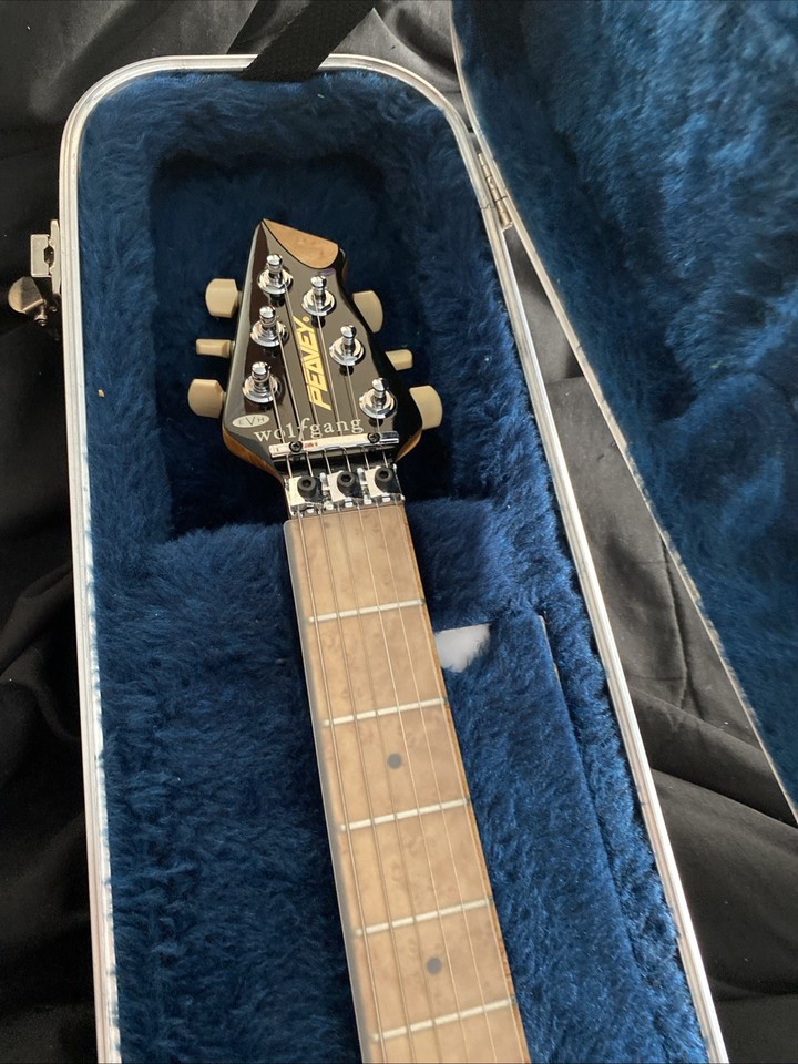 1997 peavey wolfgang standard Pat Pend Case Queen Ivory Tuxedo Guitar ...