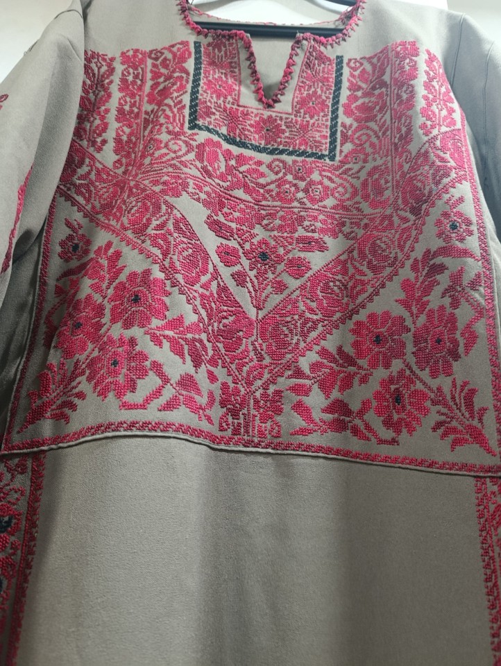 Vintage Handmade Embroidered Tatreez Thobe Heritage Palestinian ...