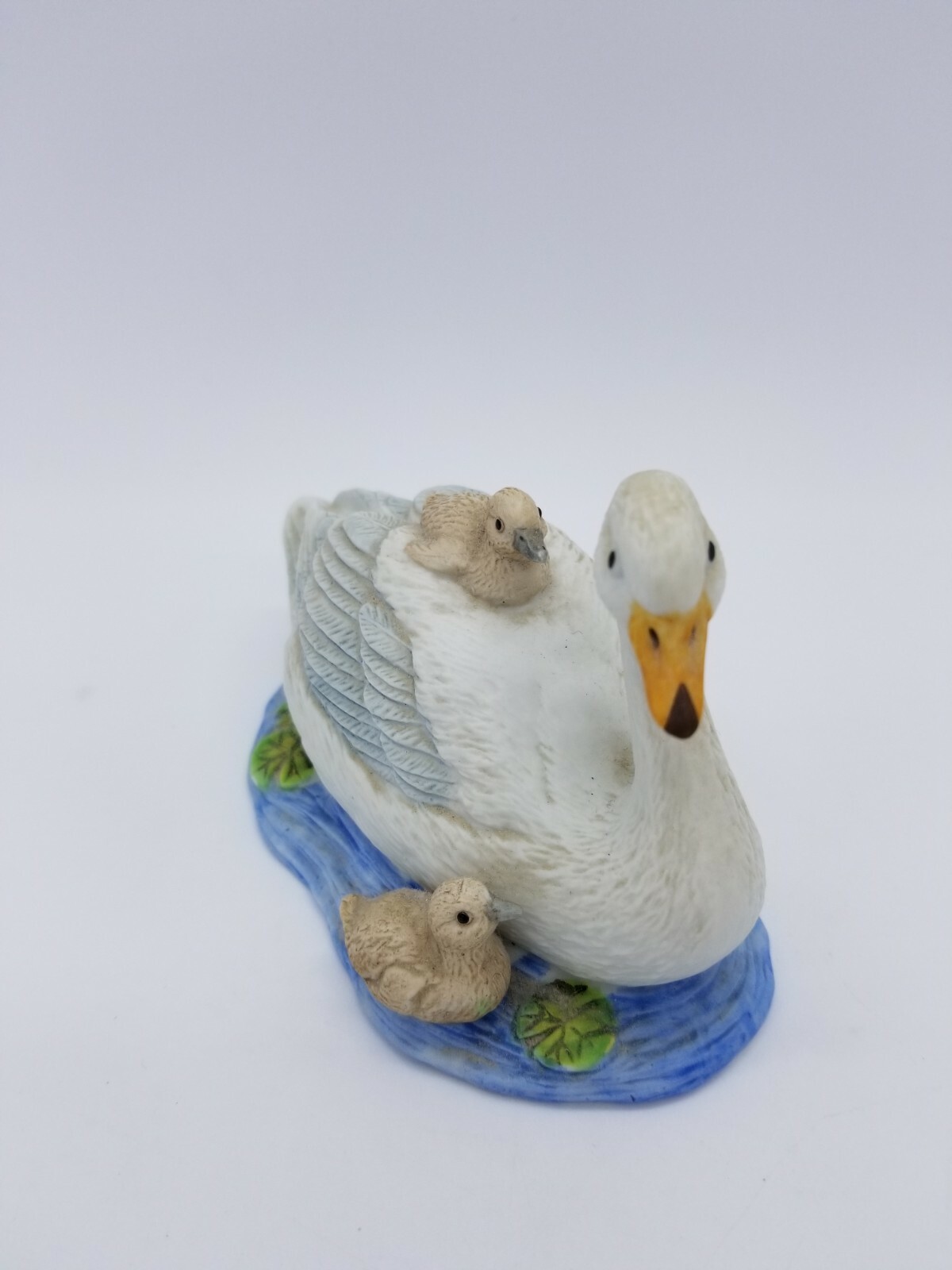 Homco Beautiful Porcelain Swan w/ Babies Figurine #1427 6x4" Bird ...