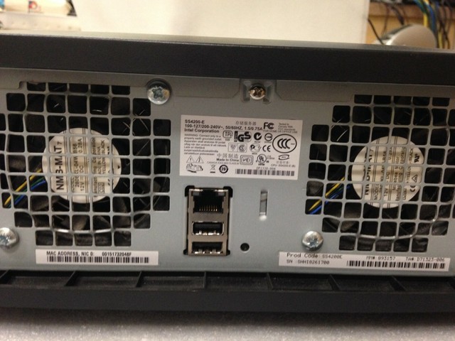 Intel Ss4200-e Entry Storage System With 2 Drives 1 TB Each 2tb Total ...