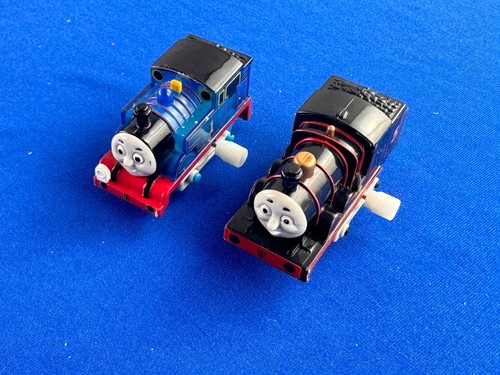 GLITTER THOMAS + BLACK JAMES (Variants) / Thomas Capsule Plarail TOMY ...