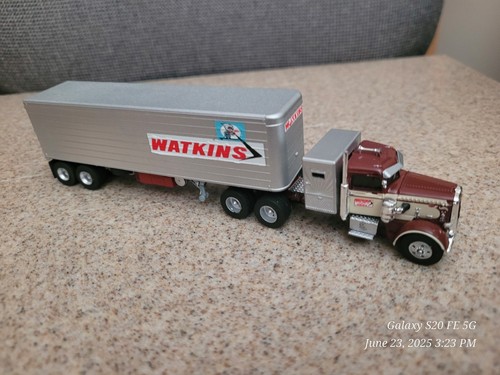 Brekina 1/87 HO Peterbilt 281 tractor w/Mercury sleeper Wakins ...