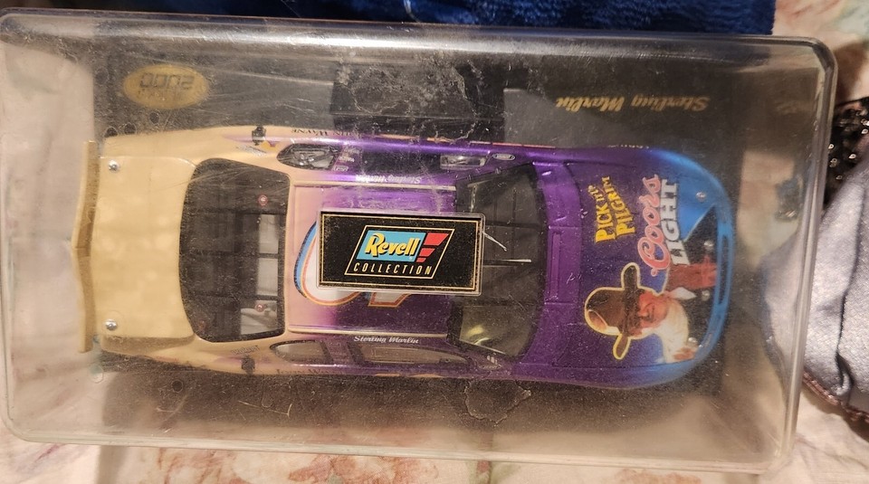 Revell #40 Sterling Marlin 2000 Coors/John Wayne Monte Carlo 1:24 1 Of ...