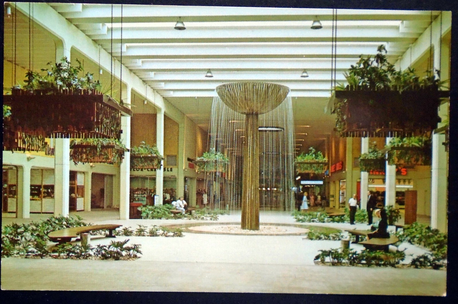 Would warm + neon lighting make shopping in malls with SOME quality ...