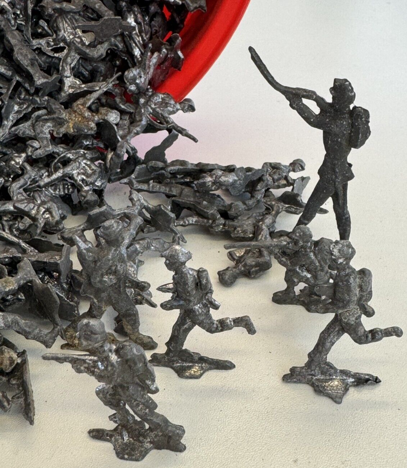 Large Quantity of 218 x ASSORTED VINTAGE METAL MILITARY FIGURES WAR ...