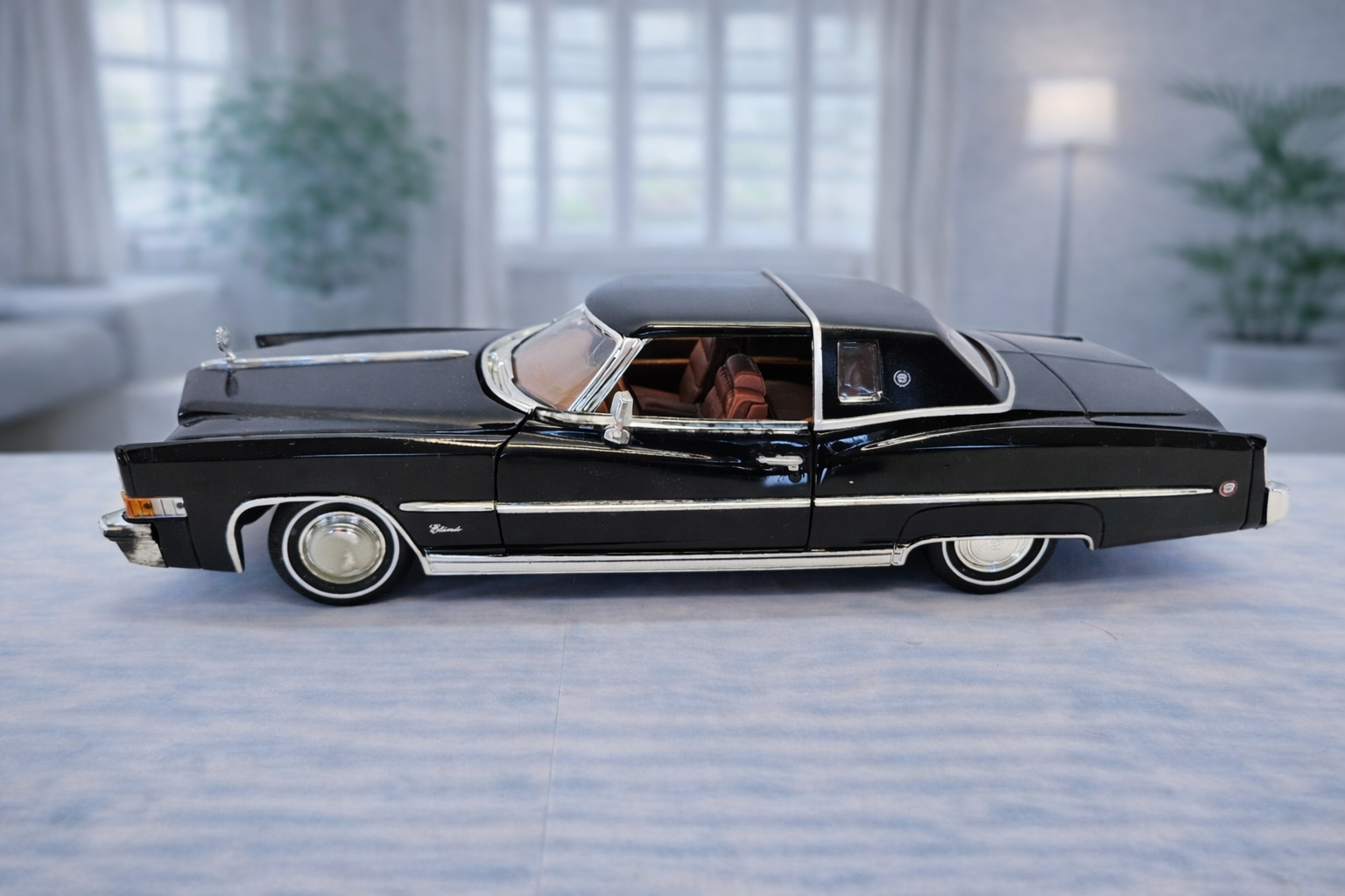 Anson Metal Series Black 1973 Cadillac Eldorado 1:18 Scale Die-Cast ...