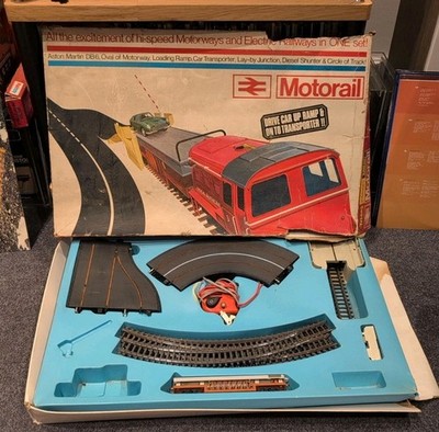 TRI-ANG HORNBY MOTORAIL R539 TRAIN & ROAD SET– BOXED, INCOMPLETE ...