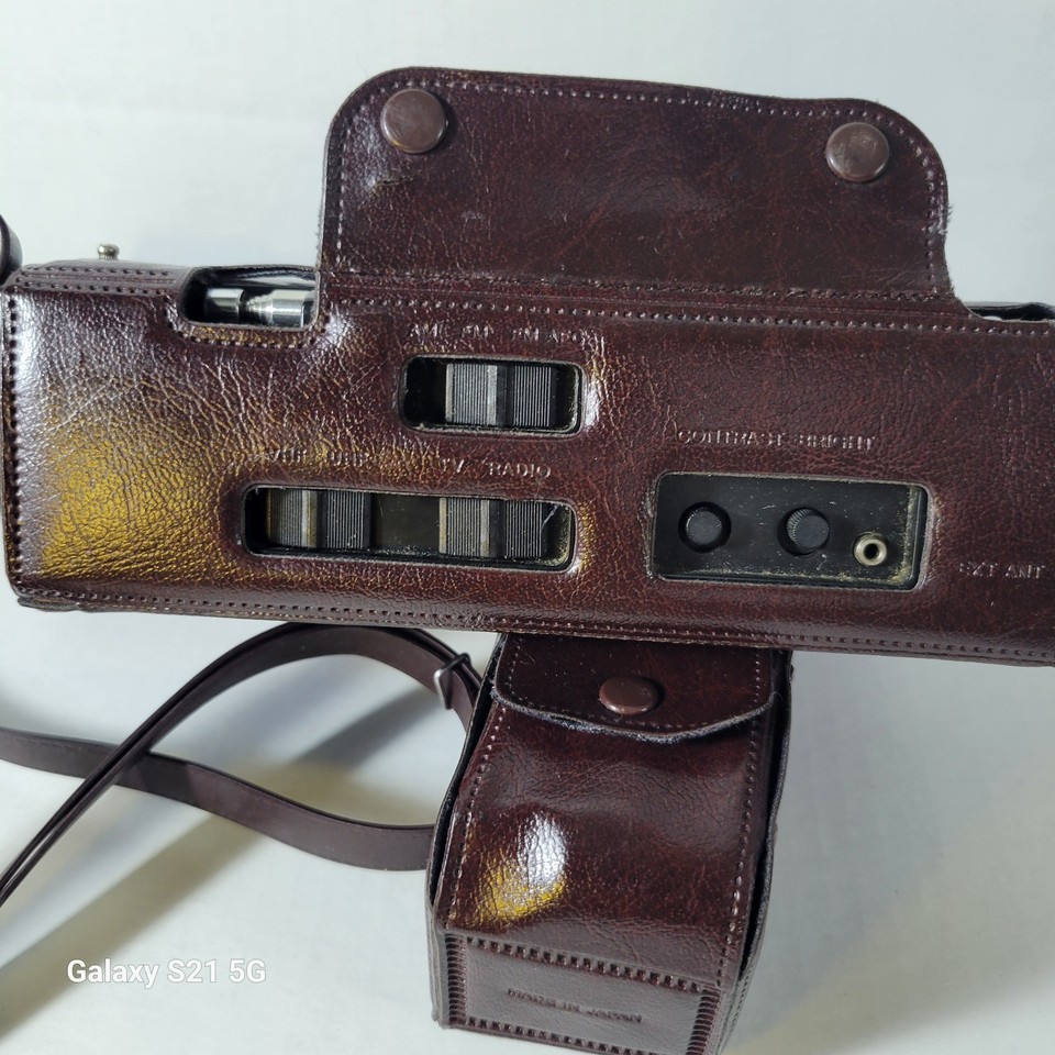 JVC P-100AE AM/FM Radio Television VHF/UHF With Case | eBay