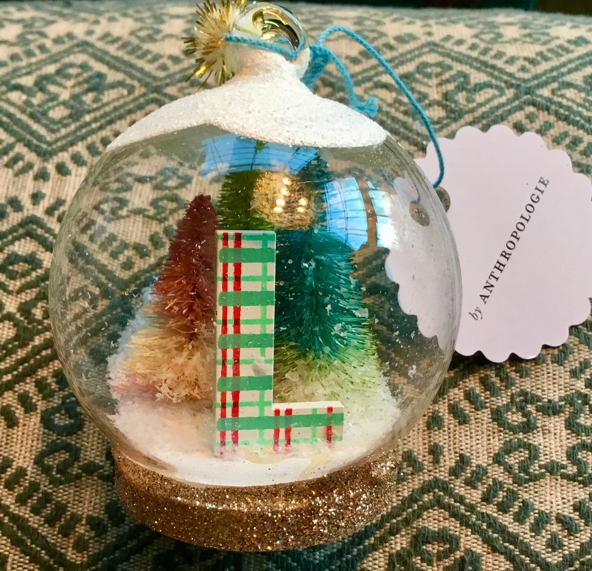 Circle Initial L Christmas