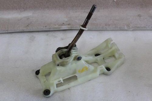 2000 2001 2002 TOYOTA MR2 GEAR FLOOR SHIFTER | eBay