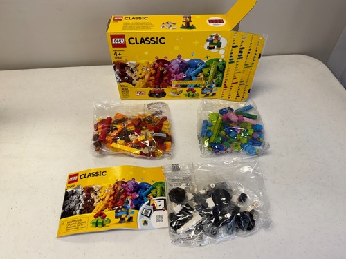 Lego 11002 Classic Basic Brick Set 2019 300 Pcs New Open Box Sealed ...