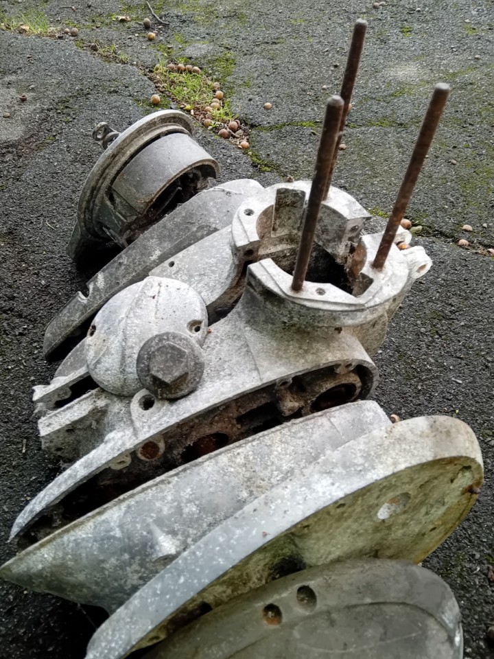 BSA Bantam Engine Casings D14 8524 Used Condition Some Corrosion | eBay UK