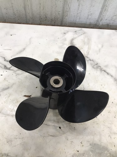 MerCruiser Alpha Gen 2 Out Drive Turning Point Hustler boat prop ...