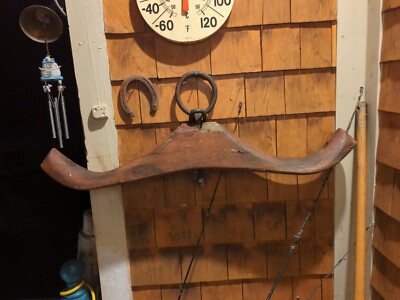 Primitives - Wooden Yoke