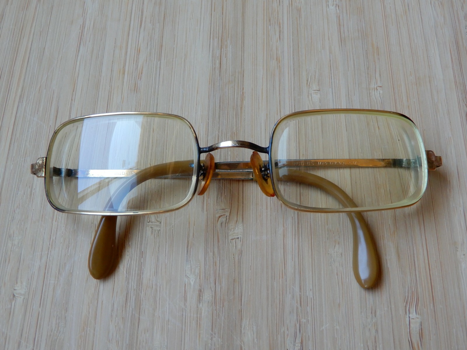 Vintage Rectangular Eyeglasses Gold Frame HUD US 1/20… - Gem
