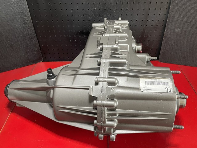 2005 Hummer H2 Transfer Case Borg Warner BW4484 4484 Removed at 52k ...