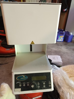 Dental Lab Equipment - Whip Mix Pro 100